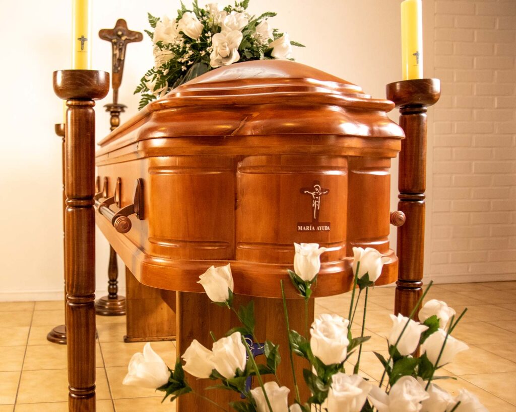 Servicios Funerarios Paquete Especial - ¡Guíate con nuestros precios!